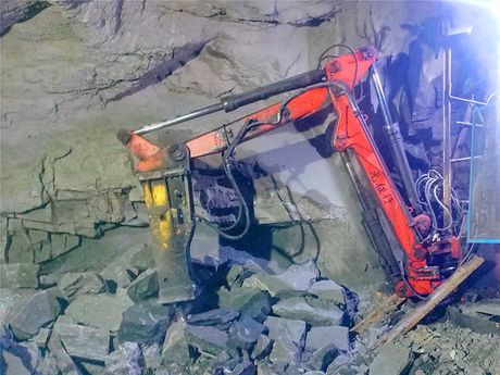 Fixed Rockbreaker Systems Break Rocks At The Grizzly - Rockbreaker